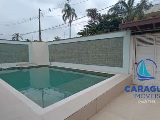 Casa / Sobrado para Locação em Caraguatatuba/SP Massaguaçu 4 Quartos