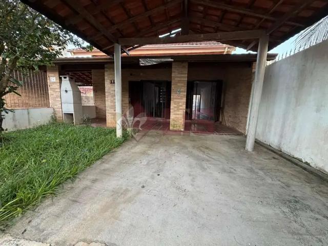 Casa / Sobrado para Locação em Caraguatatuba/SP Martim de Sá 4 Quartos