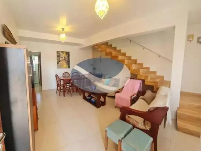 Casa / Sobrado para Locação em Caraguatatuba/SP Martim de Sá 2 Quartos
