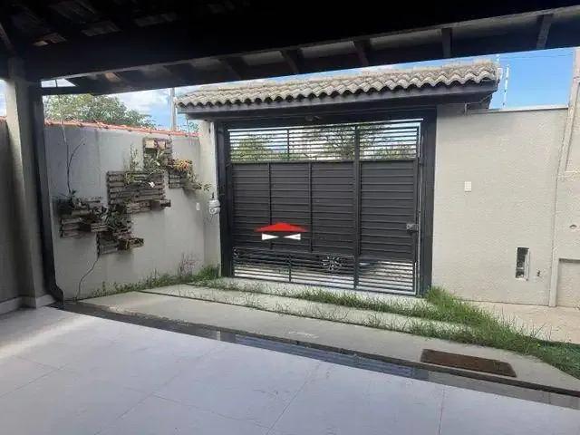 Casa / Sobrado para Locação em Caraguatatuba/SP Martim de Sá 2 Quartos