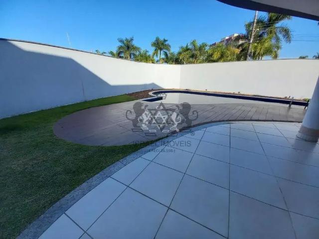 Casa / Sobrado para Locação em Caraguatatuba/SP Martim de Sá 3 Quartos