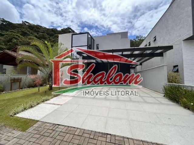Casa / Sobrado para Locação em Caraguatatuba/SP Balneário Copacabana 3 Quartos