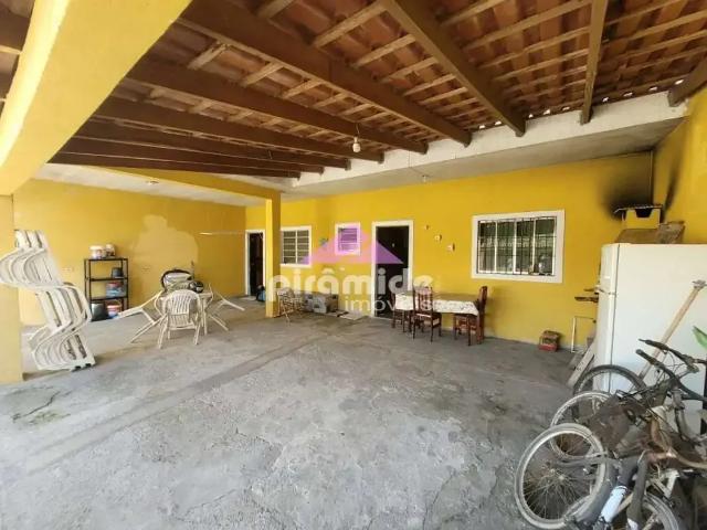 Casa / Sobrado para Locação em Caraguatatuba/SP Balneário dos Golfinhos 1 Quartos