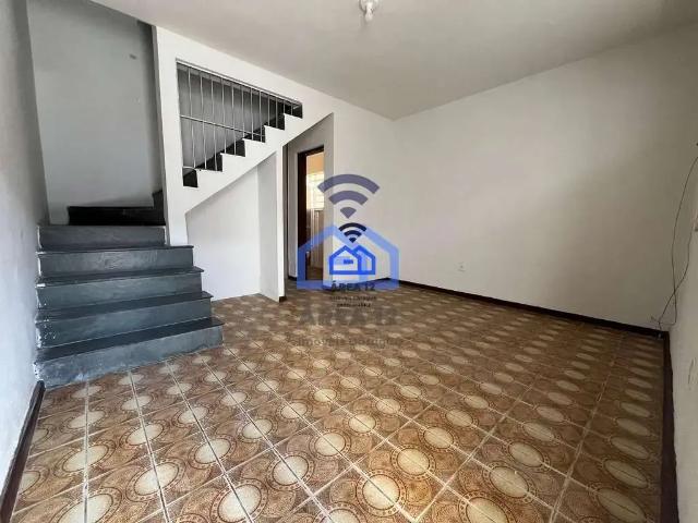 Casa / Sobrado para Locação em Caraguatatuba/SP Caputera 4 Quartos