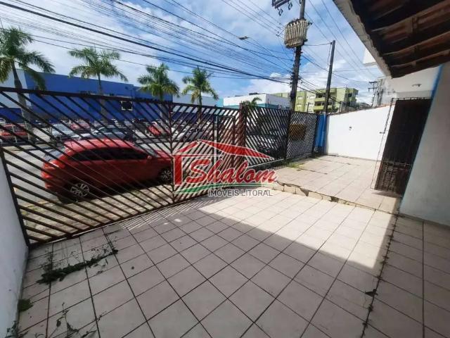 Casa / Sobrado para Locação em Caraguatatuba/SP Centro 5 Quartos
