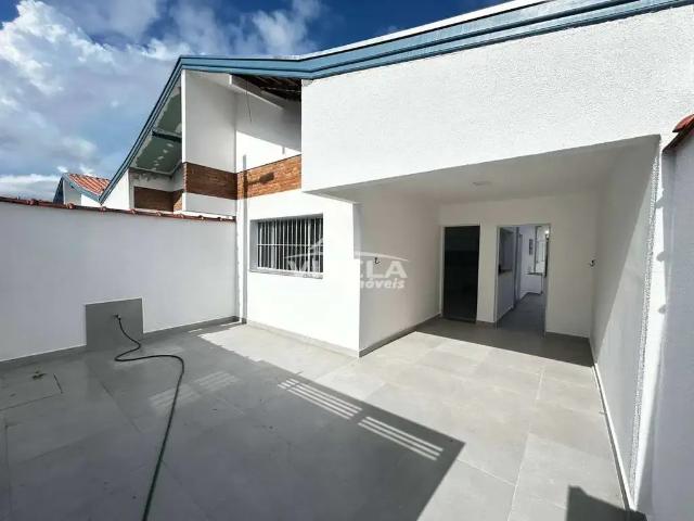Casa / Sobrado para Locação em Caraguatatuba/SP Indaiá 2 Quartos