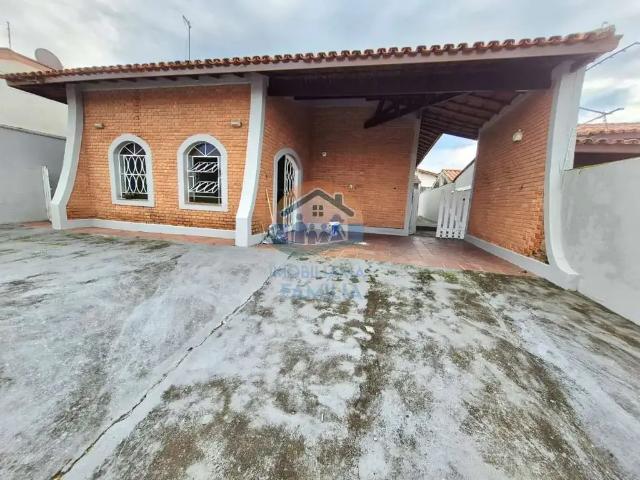Casa / Sobrado para Locação em Caraguatatuba/SP Indaiá 3 Quartos