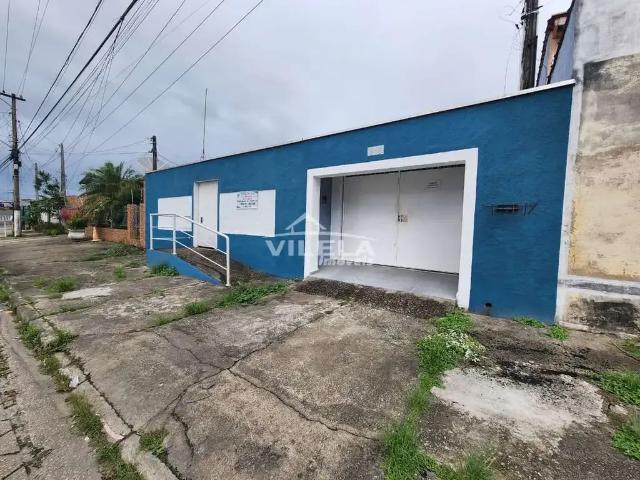 Casa / Sobrado para Locação em Caraguatatuba/SP Indaiá 3 Quartos
