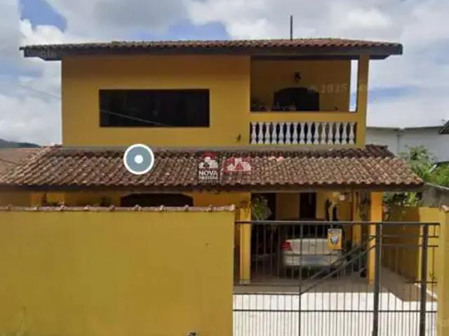 Casa / Sobrado para Locação em Caraguatatuba/SP Jaraguazinho 3 Quartos