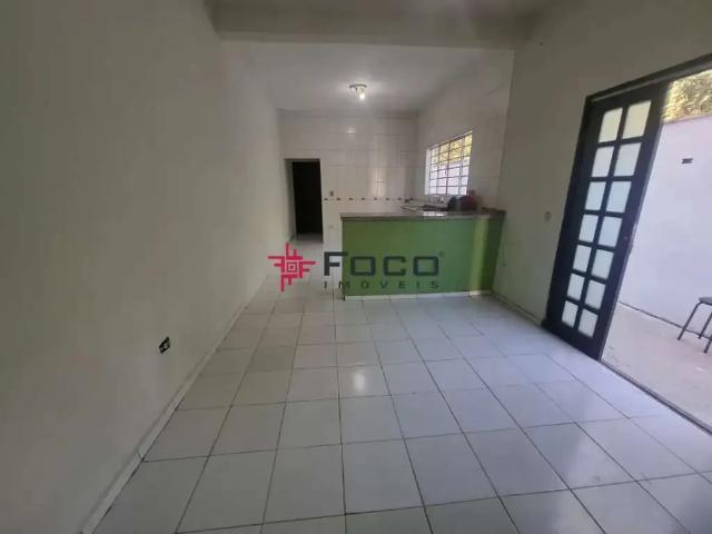 Casa / Sobrado para Locação em Caraguatatuba/SP Jaraguá 2 Quartos
