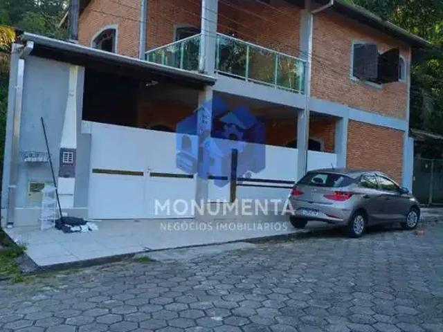Casa / Sobrado para Locação em Caraguatatuba/SP Jardim Horto 1 Quartos