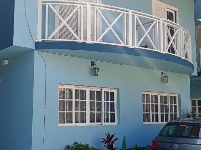 Casa / Sobrado para Locação em Caraguatatuba/SP Loteamento Balneário Camburi 2 Quartos