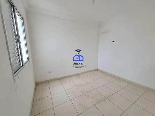 Casa / Sobrado para Locação em Caraguatatuba/SP Parque Balneário Poiares 4 Quartos