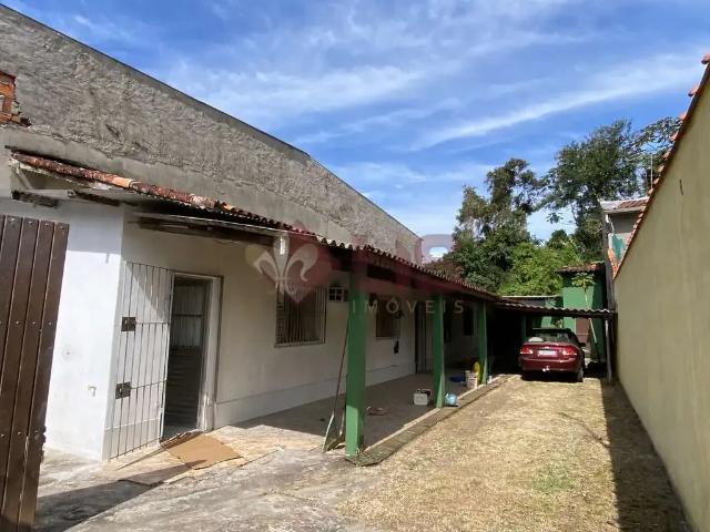 Casa / Sobrado para Locação em Caraguatatuba/SP Rio do Ouro 2 Quartos