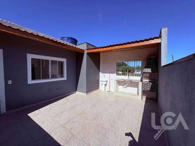 Casa / Sobrado para Locação em Caraguatatuba/SP Sumaré 2 Quartos