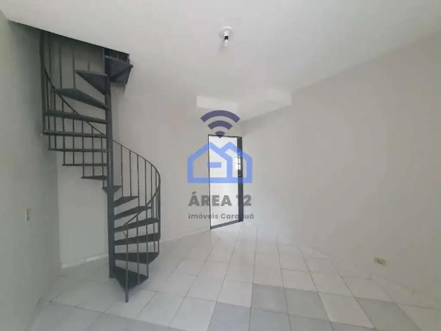 Casa / Sobrado para Locação em Caraguatatuba/SP Sumaré 2 Quartos