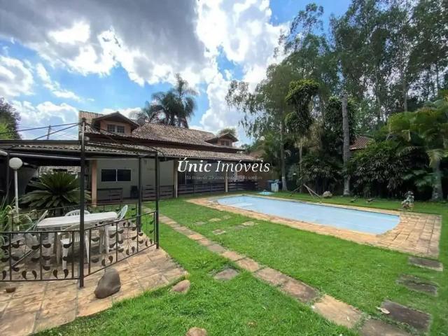 Casa / Sobrado para Locação em Carapicuíba/SP Chácara dos Junqueiras 4 Quartos