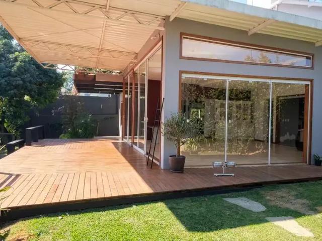 Casa / Sobrado para Locação em Carapicuíba/SP Pousada dos Bandeirantes 4 Quartos