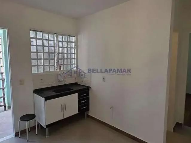 Casa / Sobrado para Locação em Carapicuíba/SP Jardim Marilu 1 Quartos