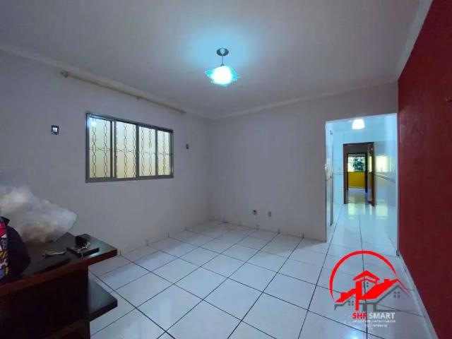 Casa / Sobrado para Locação em Carapicuíba/SP Parque Jandaia 2 Quartos