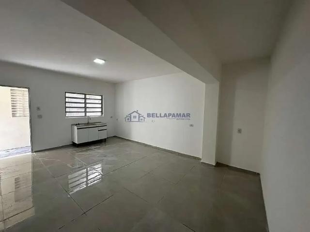 Casa / Sobrado para Locação em Carapicuíba/SP Parque Santa Teresa 1 Quartos