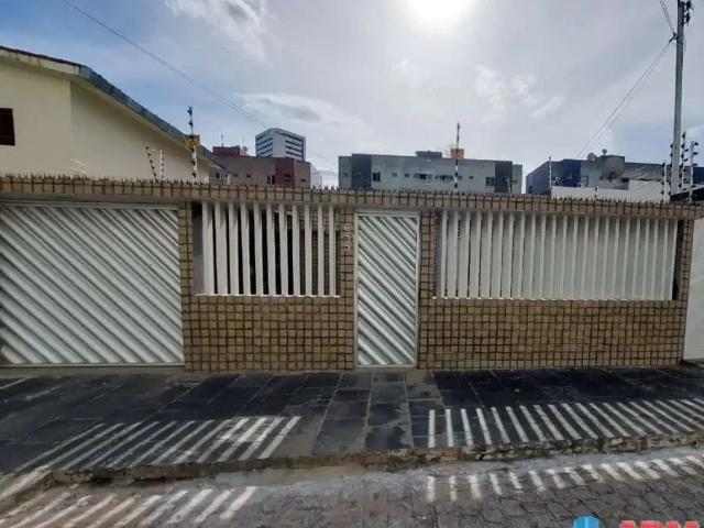 Casa / Sobrado para Locação em Caruaru/PE Universitário 3 Quartos
