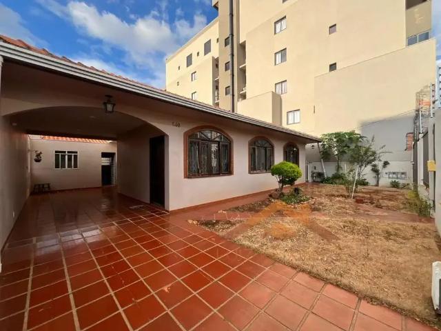 Casa / Sobrado para Locação em Cascavel/PR Cancelli 4 Quartos