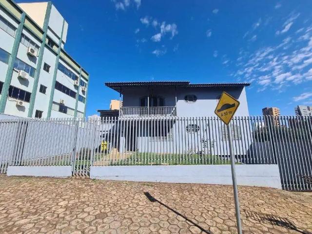 Casa / Sobrado para Locação em Cascavel/PR Centro 2 Quartos