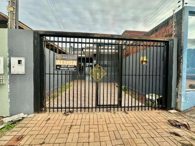 Casa / Sobrado para Locação em Cascavel/PR Floresta 2 Quartos