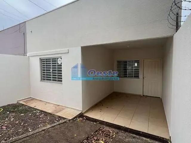 Casa / Sobrado para Locação em Cascavel/PR Floresta 2 Quartos