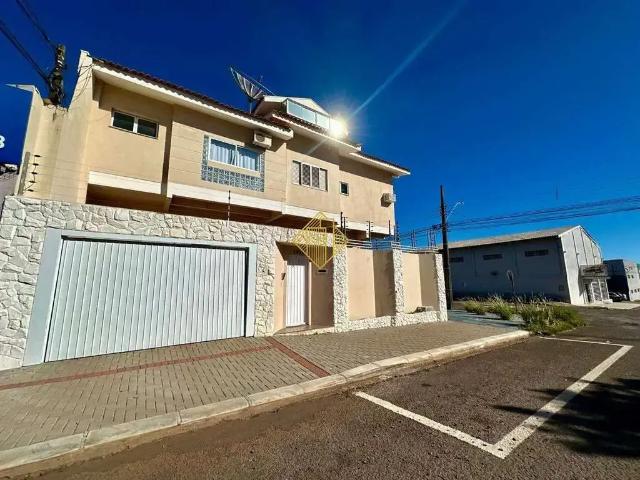 Casa / Sobrado para Locação em Cascavel/PR Maria Luiza 4 Quartos
