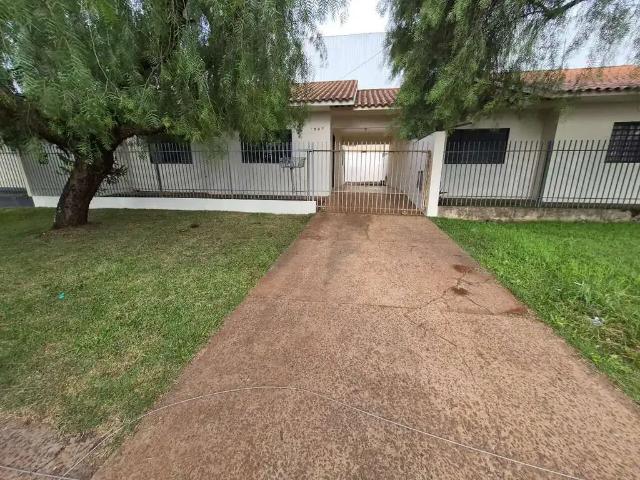 Casa / Sobrado para Locação em Cascavel/PR Pioneiros Catarinenses 2 Quartos