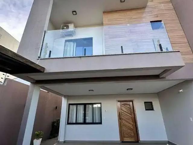 Casa / Sobrado para Locação em Cascavel/PR Recanto Tropical 3 Quartos