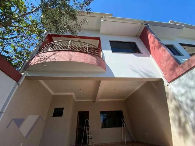 Casa / Sobrado para Locação em Cascavel/PR Recanto Tropical 3 Quartos