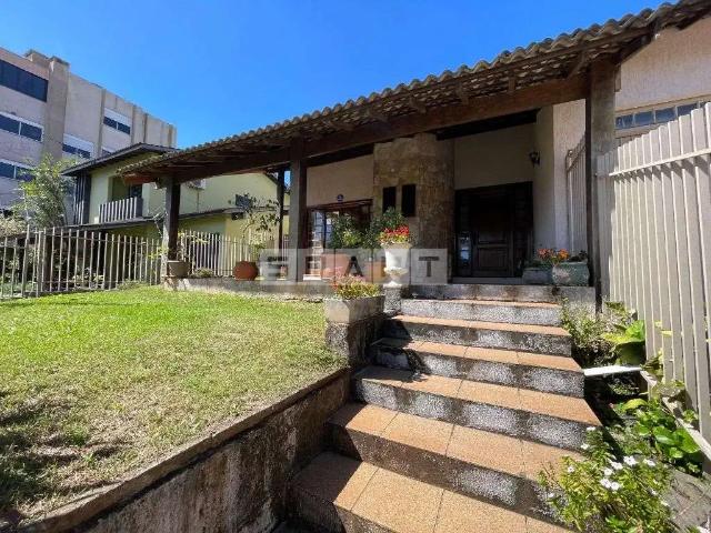 Casa / Sobrado para Locação em Chapecó/SC Maria Goretti 4 Quartos