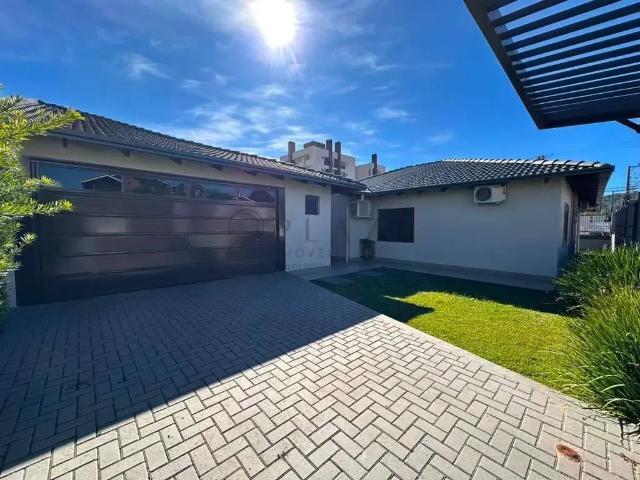Casa / Sobrado para Locação em Chapecó/SC Esplanada 3 Quartos
