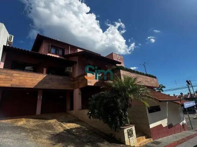Casa / Sobrado para Locação em Chapecó/SC Jardim Itália 4 Quartos