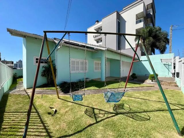 Casa / Sobrado para Locação em Chapecó/SC São Cristóvão 4 Quartos