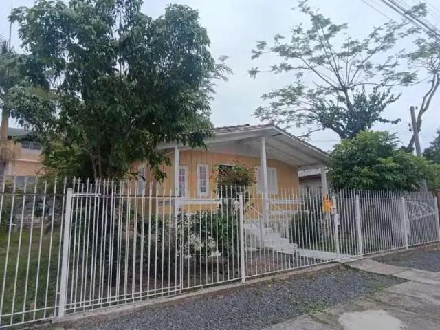 Casa / Sobrado para Locação em Criciúma/SC Vila Isabel 2 Quartos