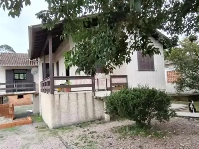 Casa / Sobrado para Locação em Criciúma/SC Laranjinha 3 Quartos