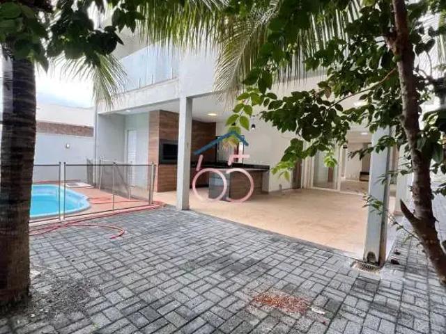 Casa / Sobrado para Locação em Cuiabá/MT Condomínio Belvedere 3 Quartos