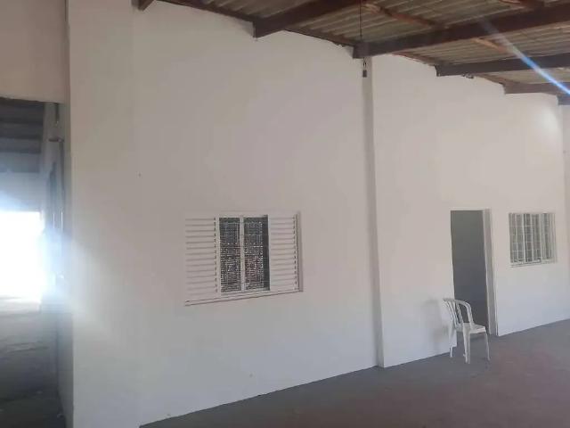 Casa / Sobrado para Locação em Cuiabá/MT Coophamil 3 Quartos