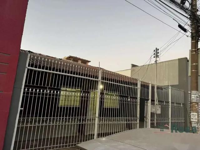 Casa / Sobrado para Locação em Cuiabá/MT Cidade Alta 3 Quartos