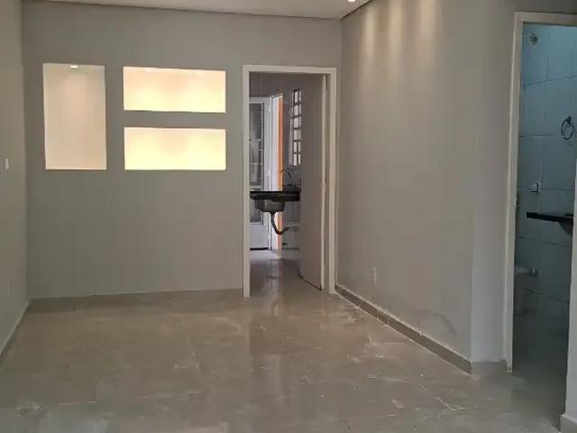 Casa / Sobrado para Locação em Cuiabá/MT Araés 3 Quartos
