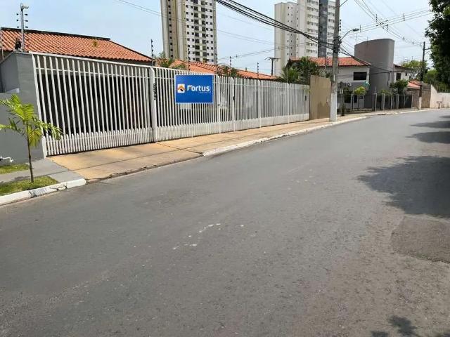 Casa / Sobrado para Locação em Cuiabá/MT Jardim das Américas 4 Quartos