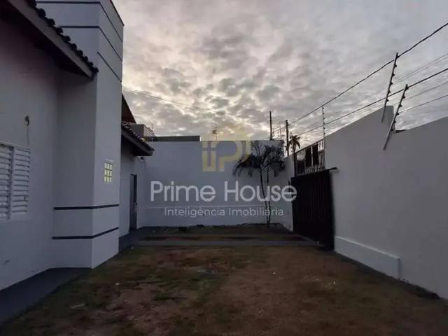 Casa / Sobrado para Locação em Cuiabá/MT Jardim Itália 3 Quartos
