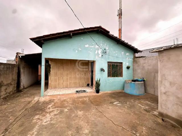 Casa / Sobrado para Locação em Cuiabá/MT Jardim Imperial 2 Quartos