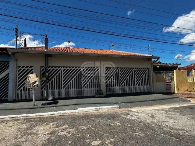 Casa / Sobrado para Locação em Cuiabá/MT Morada da Serra 3 Quartos