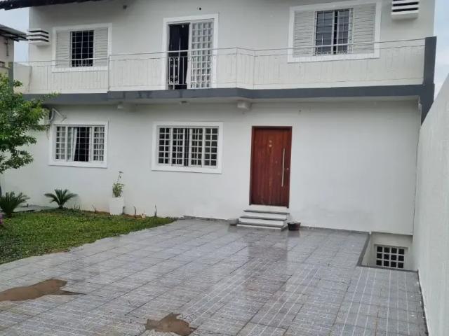 Casa / Sobrado para Locação em Cuiabá/MT Santa Cruz 5 Quartos