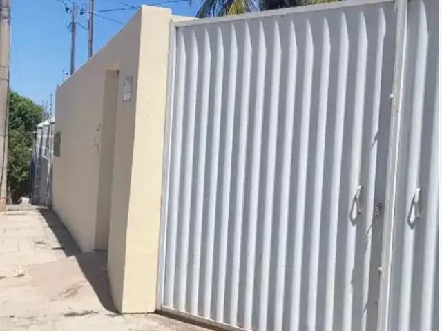 Casa / Sobrado para Locação em Cuiabá/MT Popular 3 Quartos